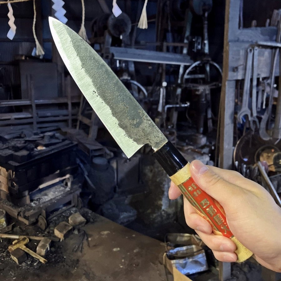 Handcrafted Shiro Kunimitsu Single-Bevel Kurouchi Santoku Knife 170mm | Japanese Food Craftsman Shop